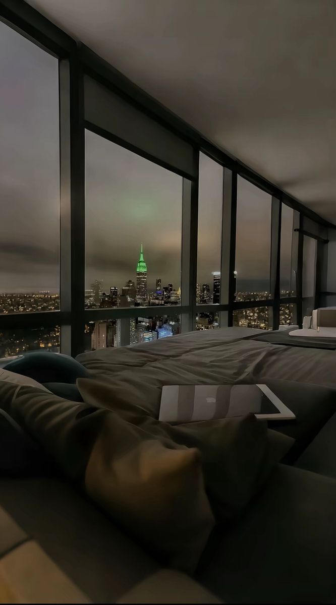 Post by Wallpaper in Earth - DSCVR